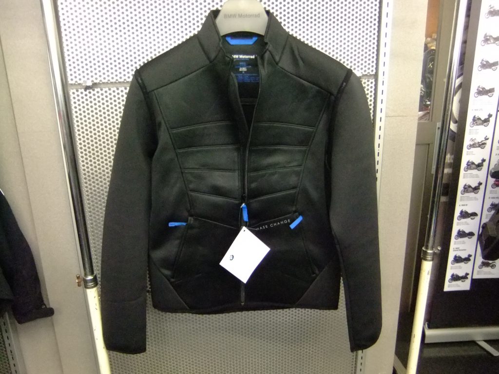 BMW純正・高機能PCMジャケット の紹介。 | コクボモータース|モトラッド八王子
